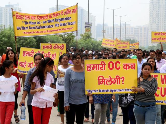 Residents of Noida’s Skytech Matrott protest delay in occupancy papers ...