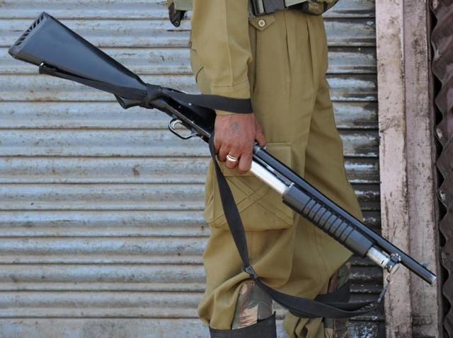 Kashmir unrest: Army backs CRPF’s pellet guns, says its ‘least lethal ...