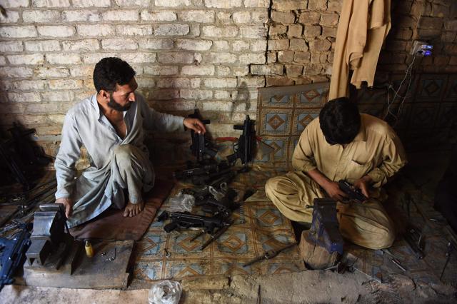 In pics: Guns cheaper than smartphones in this Pakistani tribal town ...