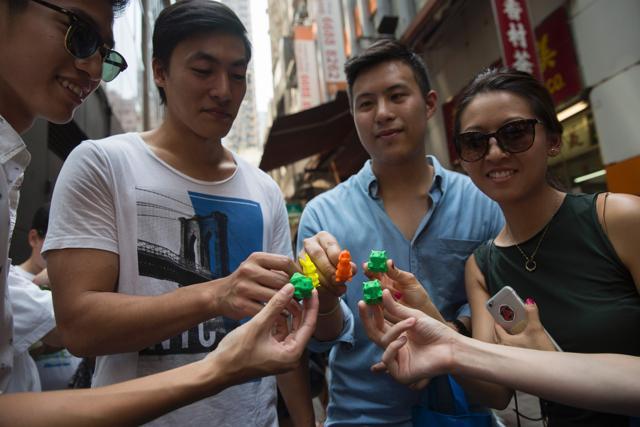 In pics: Hundreds on streets to catch Pokemons in Hong Kong’s first ...