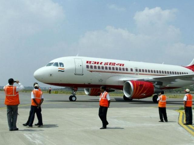 Lapses by pilots led to death of AI technician, investigators conclude ...