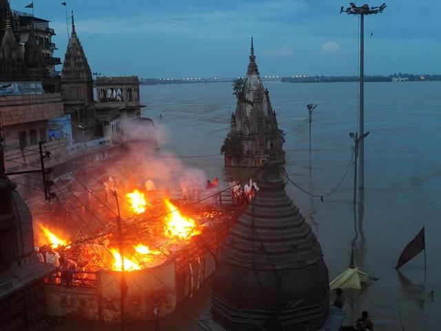 Varanasi to Allahabad, UP in the grip of floods | Hindustan Times
