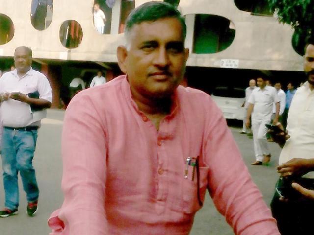 Regional buzz: Spoke in Saini’s wheels, and Badal missing from SAD ...