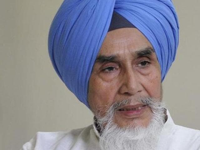 Ban liquor near Delhi gurdwaras first: Chhotepur to Kejriwal ...