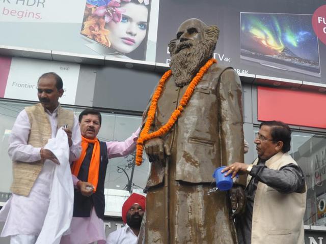 On Modi’s birthday, BJP woos Dalits in poll-bound Uttarakhand ...