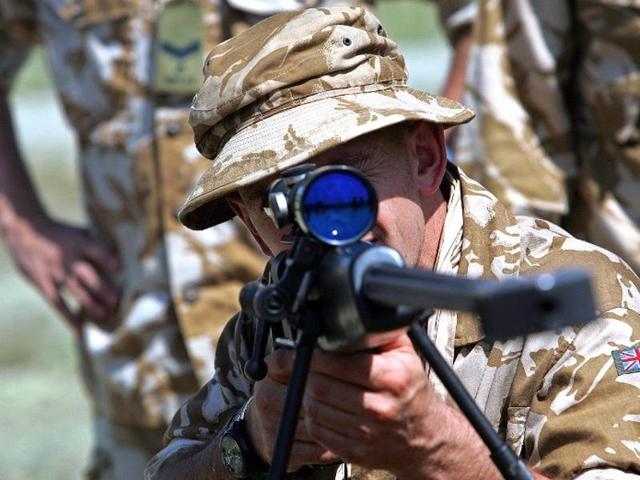 Transgender soldier becomes first woman to serve on British army ...