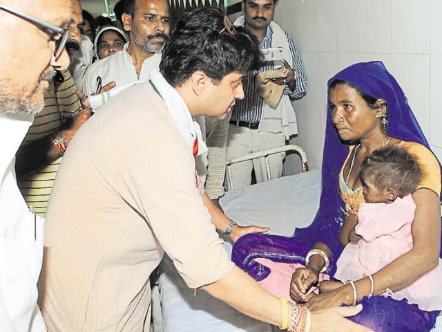Jyotiraditya blames Chouhan govt for child malnourishment deaths ...