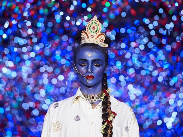 A look at London designer Ashish Gupta’s bizarre creations | Hindustan ...