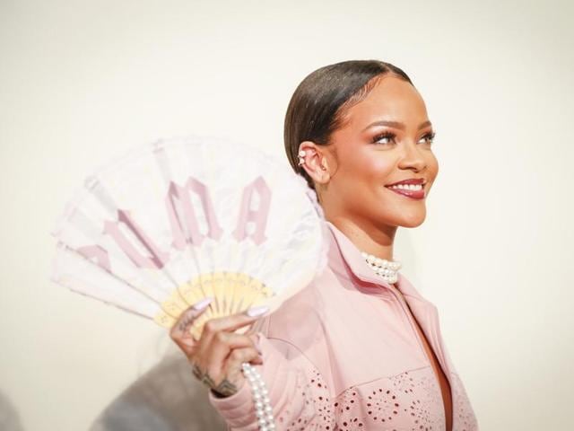 Bad Girl RiRi is now fashion designer. Check out her collection ...