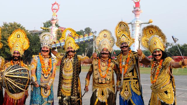 In pics | Varied colours of Dussehra in Punjab | Hindustan Times