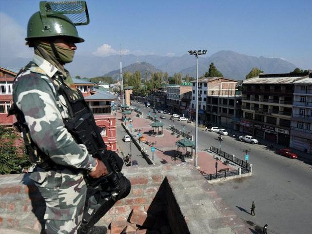 Curfew-like restrictions imposed in Srinagar to prevent protest march ...