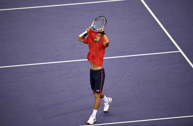 Racquet-smashing, shirt-ripping Shanghai show points to Djokovic in ...
