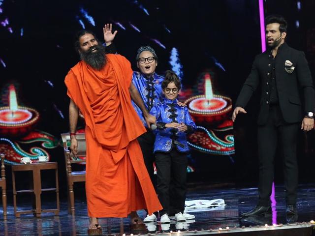 Boogie with Baba! Let Ramdev teach you some yoga-inspired dance moves ...