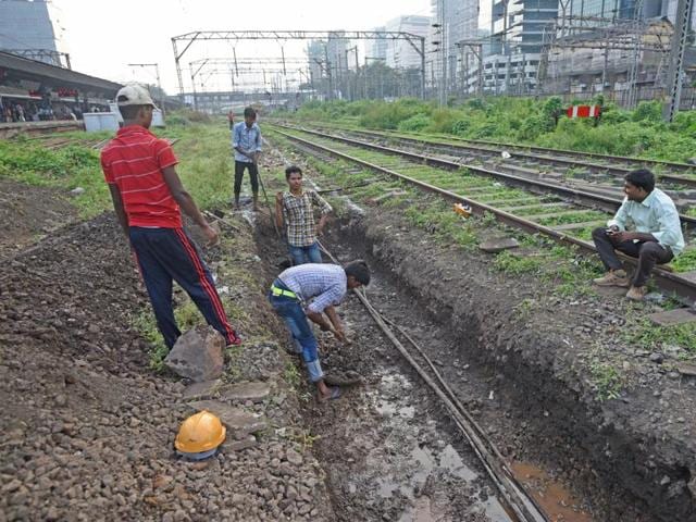 Central Railway starts platform construction work at Parel | Mumbai ...