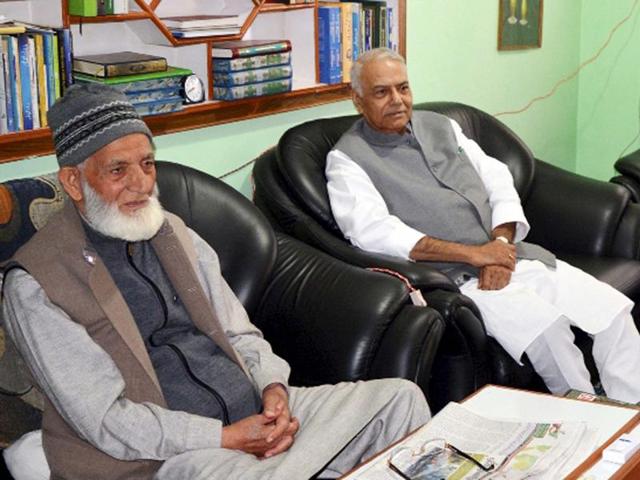 Kashmir talks can begin once arrested Kashmiris freed: Hurriyat leader ...