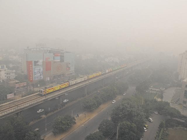 Gurgaon admin invokes sec 144 to check open garbage burning, air ...