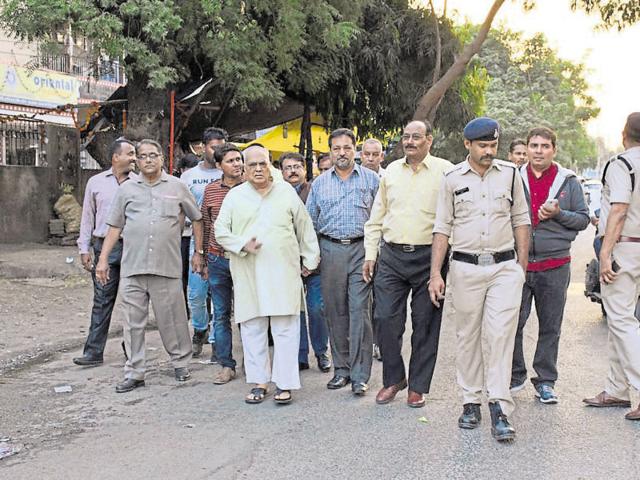 House arrest: Support pours in for Indore advocate Mathur | Hindustan Times