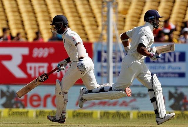 India vs England Rajkot Test: Haseeb Hameed, Alastair Cook stretch ENG ...