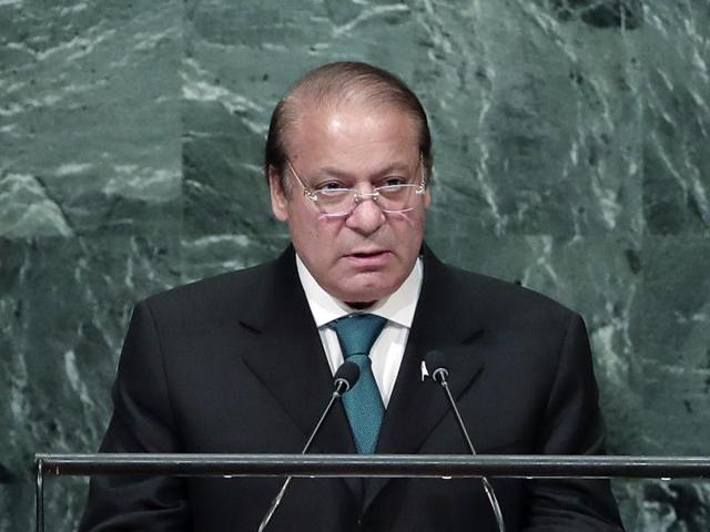 Sharif witnesses Pakistani military exercise near India border, warns ...