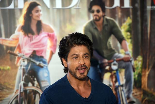 Sometimes when I cry on screen they may be my actual tears: Shah Rukh ...
