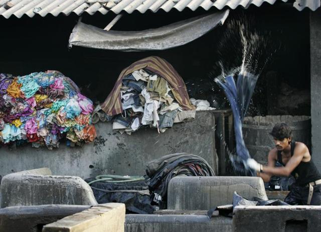 Dhobi Ghat revamp: B-Town stars’ recollect fond memories of a Mumbai ...