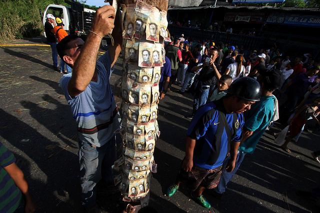Protests, looting in Venezuela as most-used banknote is demonetised ...