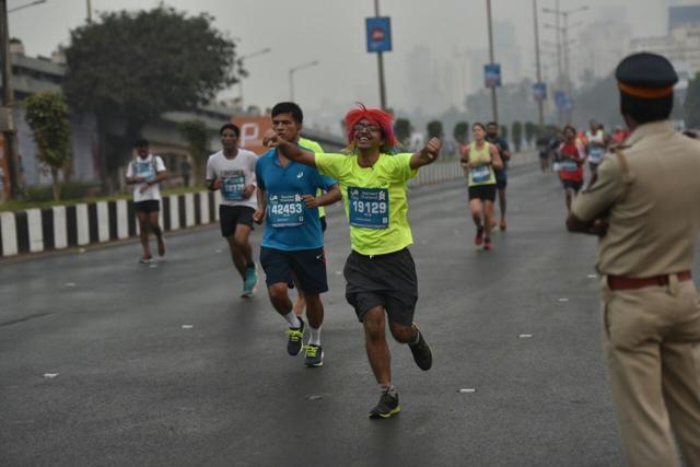 In pics: 40,000 runners participate in the 14th Mumbai marathon ...
