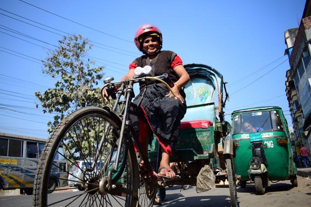 Defying conventions: The tale of a lone female rickshaw puller in ...