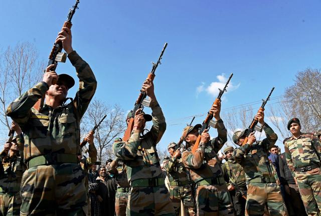 Army chief pays tributes to 3 soldiers killed in militant attack in J&K ...