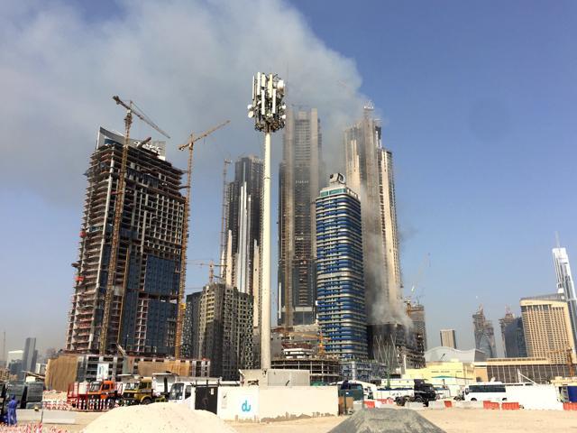 In pics | ‘Plumes and plumes of smoke’: Fire breaks out at Dubai ...