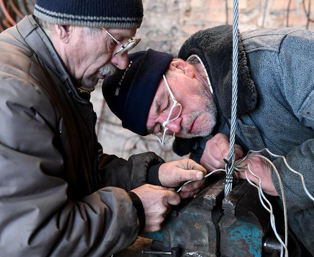 In pics | Homeless Poles build vessel that they plan to take around the ...