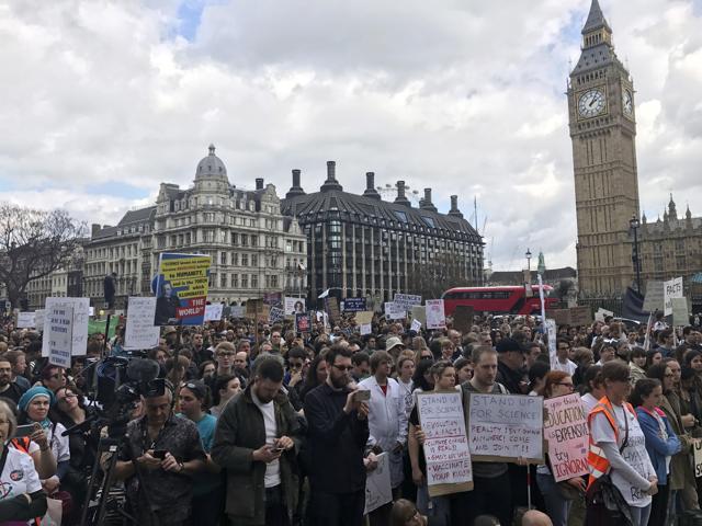 In Pics: Global ‘March for Science’ protests call for action on climate ...