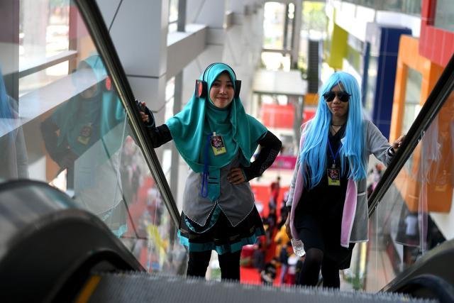 In pics: Hijabs no hindrance for Cosplay enthusiasts in Malaysia ...