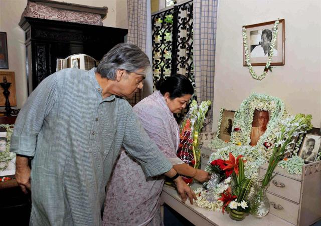 A case worthy of Feluda: Where in the world is Satyajit Ray’s Oscar ...