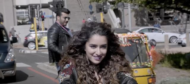 Half Girlfriend Title Track Arjun Shraddha In A Quirky Song That