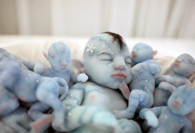Living dolls: Spanish firm makes eerily realistic human, alien babies ...