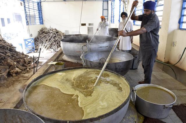 HT Explainer: How and why Golden Temple’s langar will go solar ...