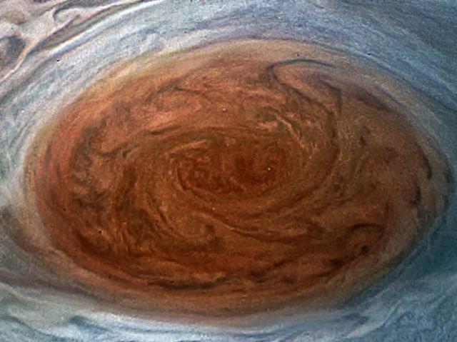 ‘best Pictures Ever Nasas Juno Spacecraft Captures Jupiters Great