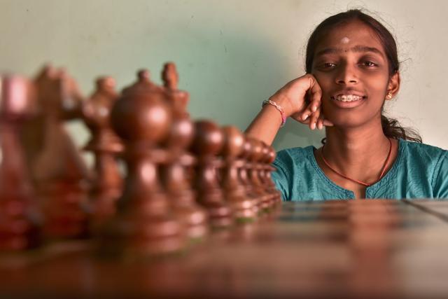 Queen’s gambit: Girls shine in chess but fizzle out early - Hindustan Times