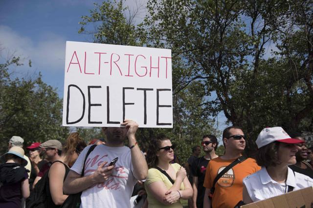 Thousands march against hate speech in Boston, dwarfing controversial ...