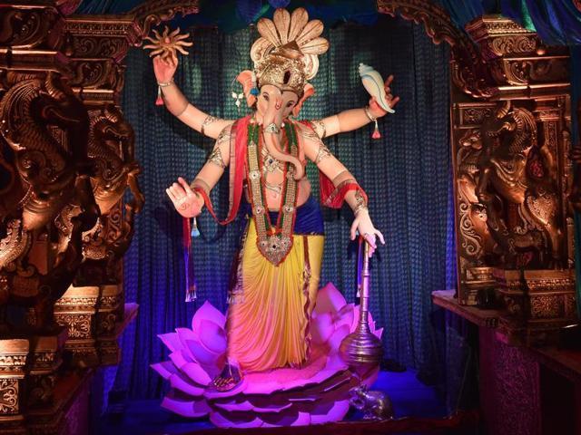 Ganesh Chaturthi 2017: History, significance, guide and rituals of Ganpati festival | Hindustan ...