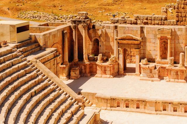 Ancient monuments, forts, castles: 5 places in Jordan travel lovers ...