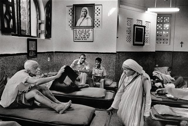 Book excerpt: How Raghu Rai convinced Mother Teresa to let him ...