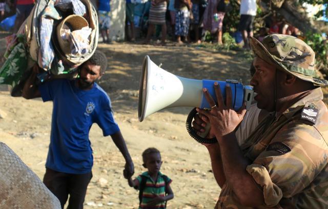 Amphibious ships, planes: Dunkirk-style evacuation in Vanuatu as ...