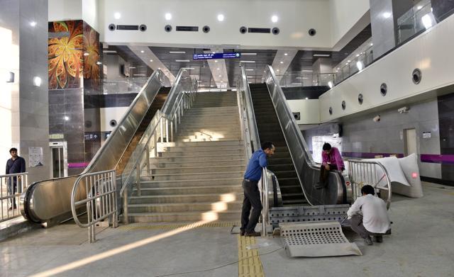 First look: The Delhi Metro station connecting Kalkaji temple, Lotus ...
