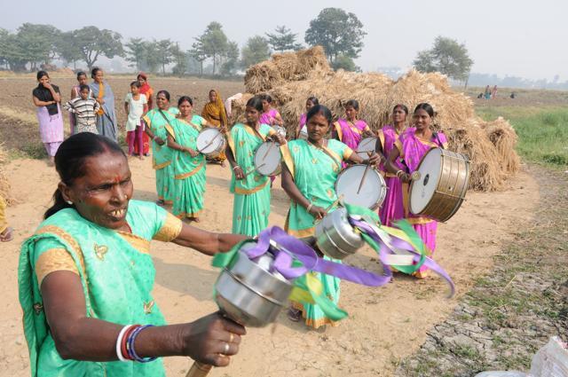 All-women music band in Bihar sings the tune of empowerment | Hindustan ...
