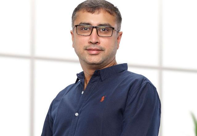 Prime Minister of Sri Lanka wants to watch Padmaavat? | Bollywood