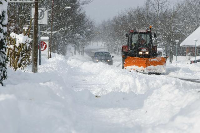 At least 48 dead as Europe braces for more blizzards, deadly Siberian ...