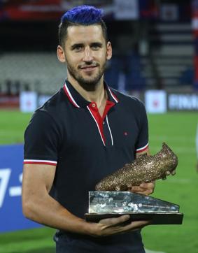 Sunil Chhetri named ‘Hero’ of Indian Super League, Ferran Corominas ...