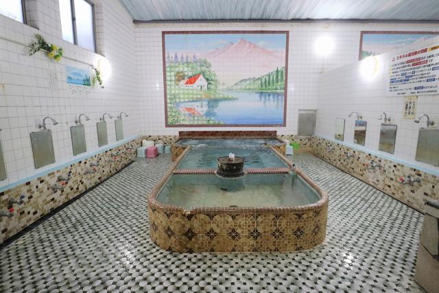 Why you must visit these bathhouses on your next trip to Japan | Travel ...